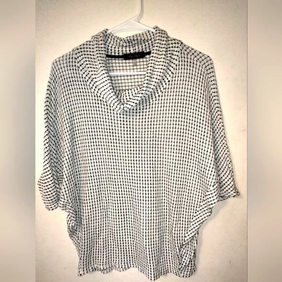 Laila Jayde | Tops | Nwt Laila Jayde Top | Poshmark